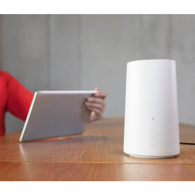 Huawei B528 B528s-23a Router/ Vodafone GigaCube / A1 Net Cube Plus